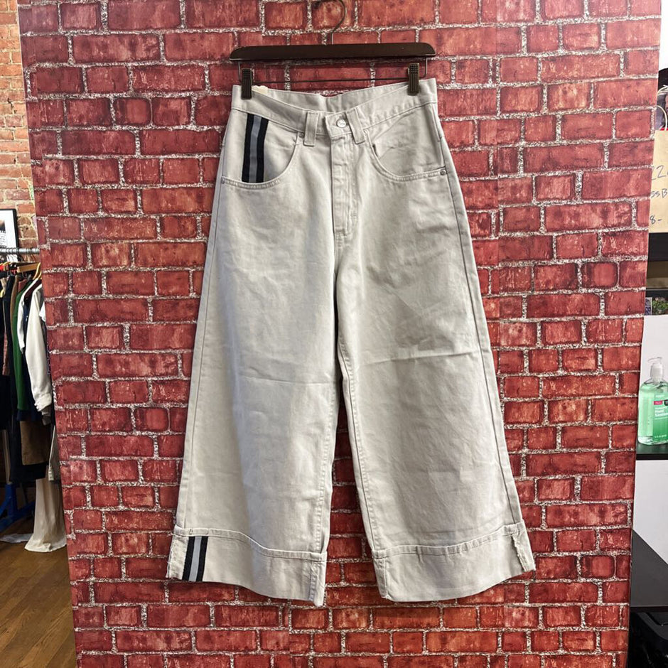 Pants – Diversity Consignment